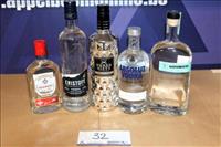 5 flessen diverse vodka | Appelboomonline.be